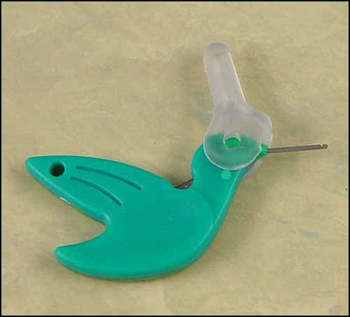 Hummingbird Needle Threader with Cutter – Sandra's Stitch Stash